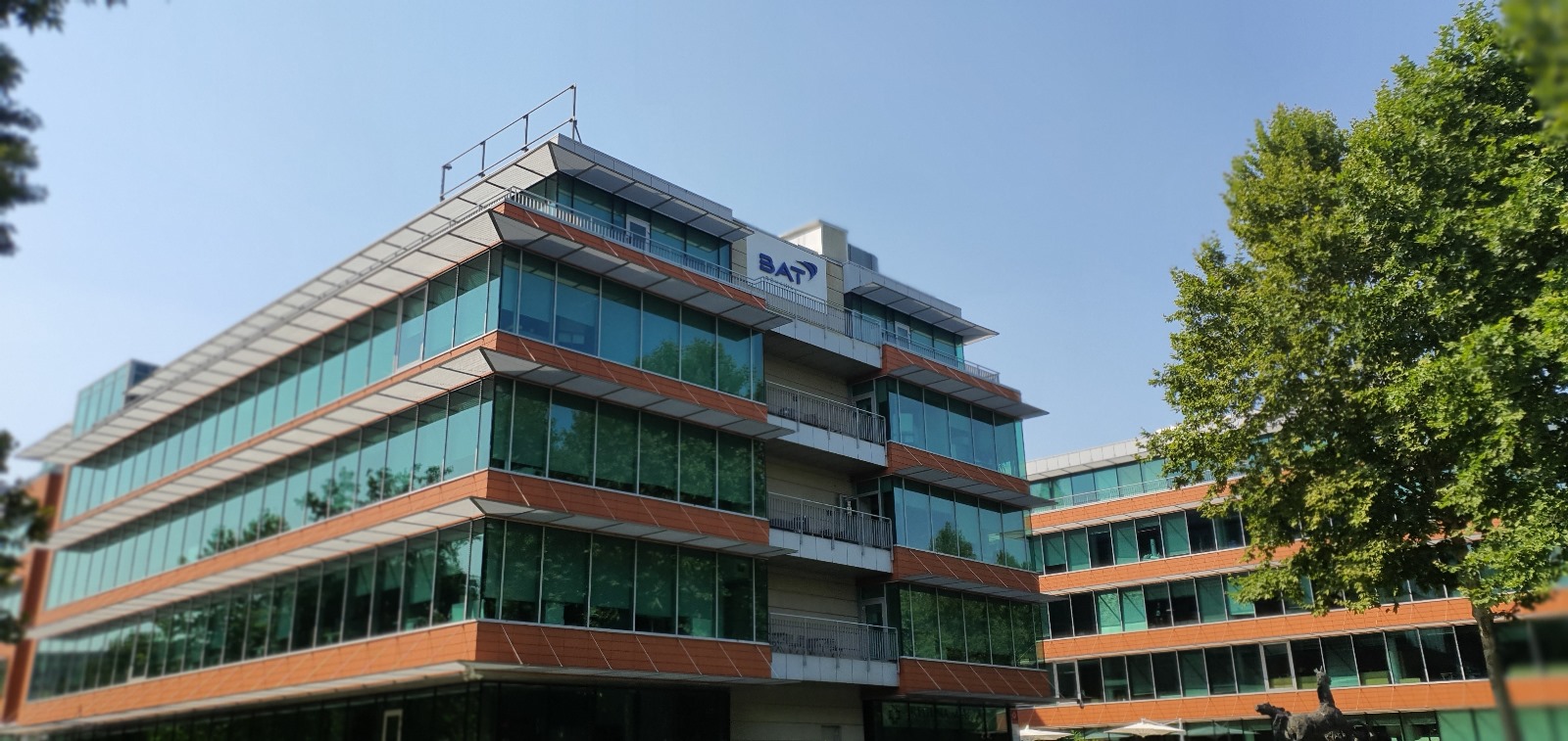 BAT a plătit 10,8 miliarde de lei la buget în 2023, fiind al doilea cel ...