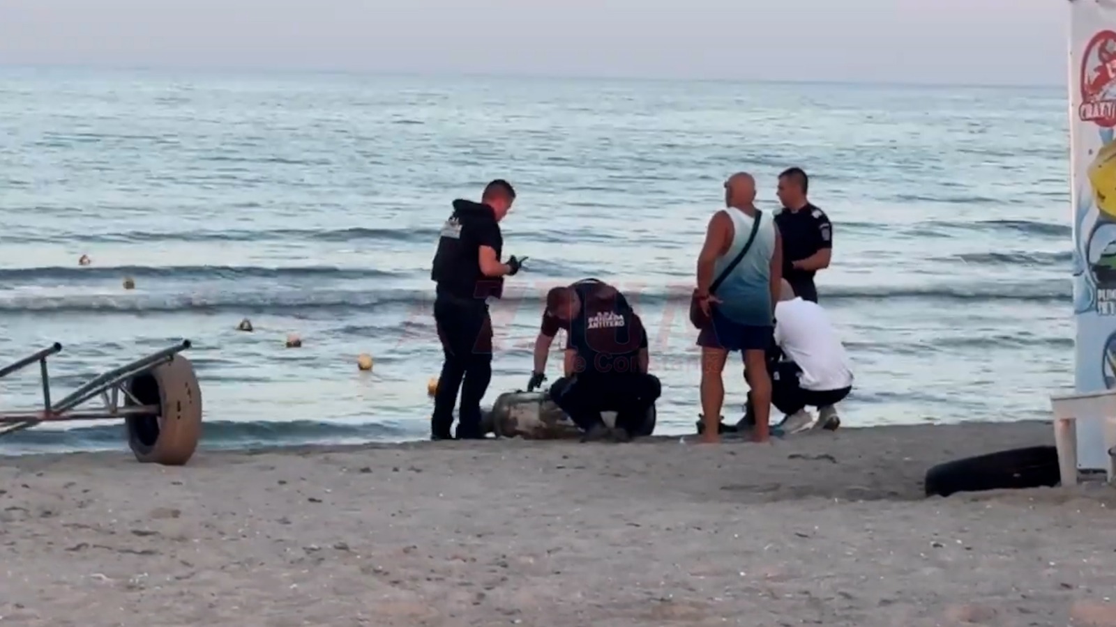 Marea Neagră scoate la mal fiarele RĂZBOIULUI din Ucraina. Un booster ...