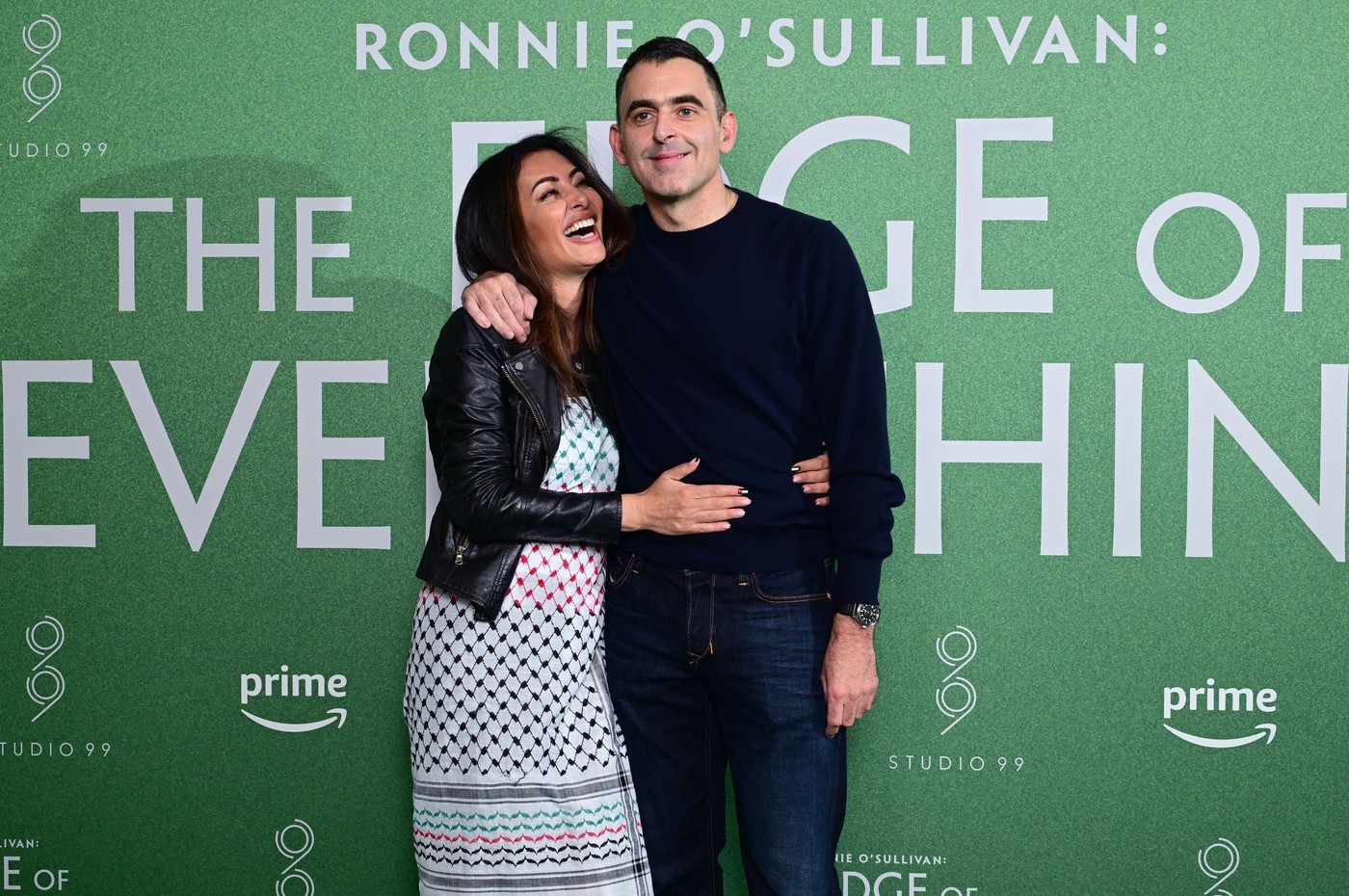 Legenda snookerului Ronnie O'Sullivan și logodnica sa, actrița Laila ...