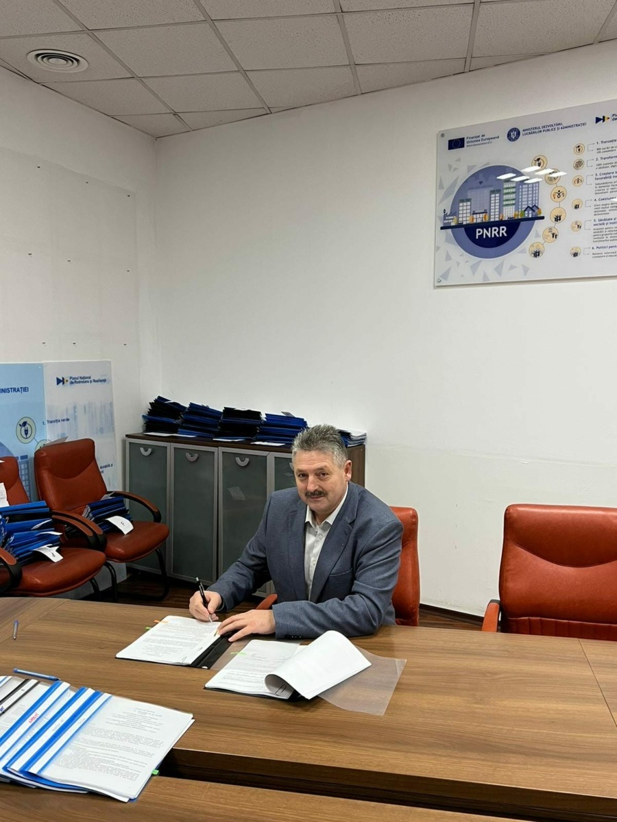 Primarul Mircea Corbu din Bușteni a fost eliberat din arest. Edilul ...