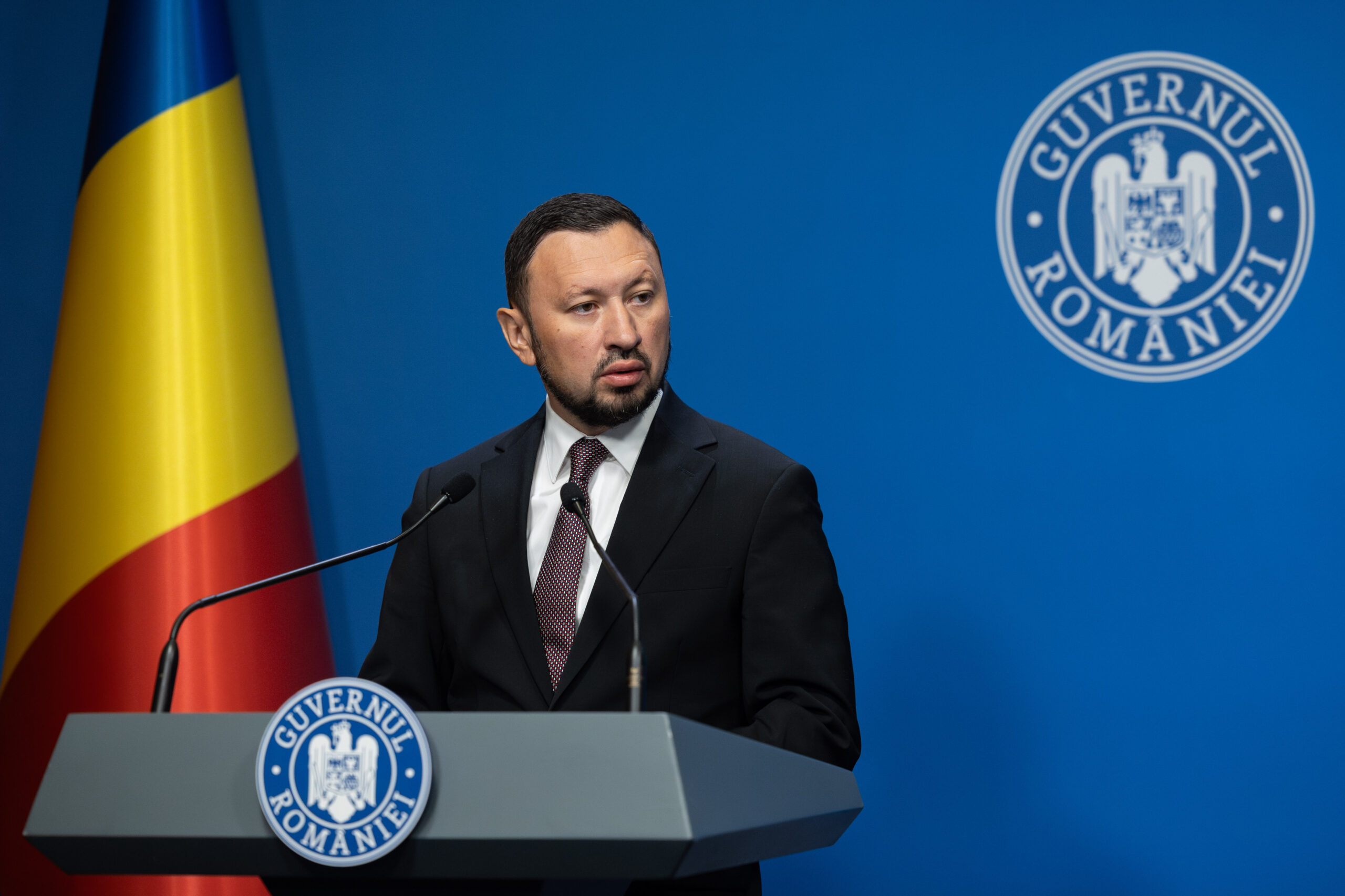 Mircea Fechet, la prima ședință de guvern după anunțul ruperii ...
