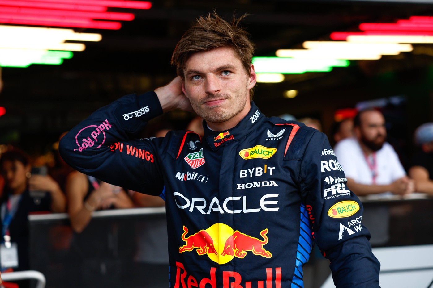 Verstappen și-a aflat pedeapsa după ce a adresat injurii la conferința ...