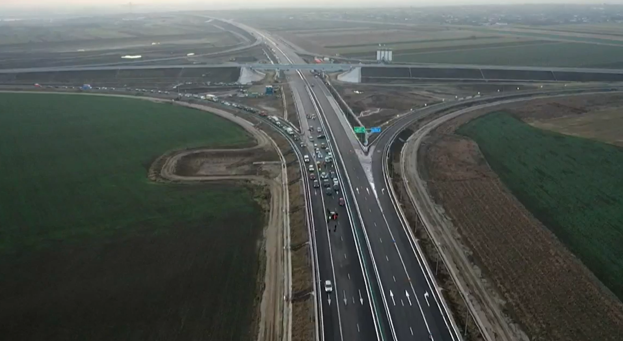 Sorin Grindeanu: A fost deschisă circulația pe încă 32 de km din AUTOSTRADA A7 / România a ajuns ...