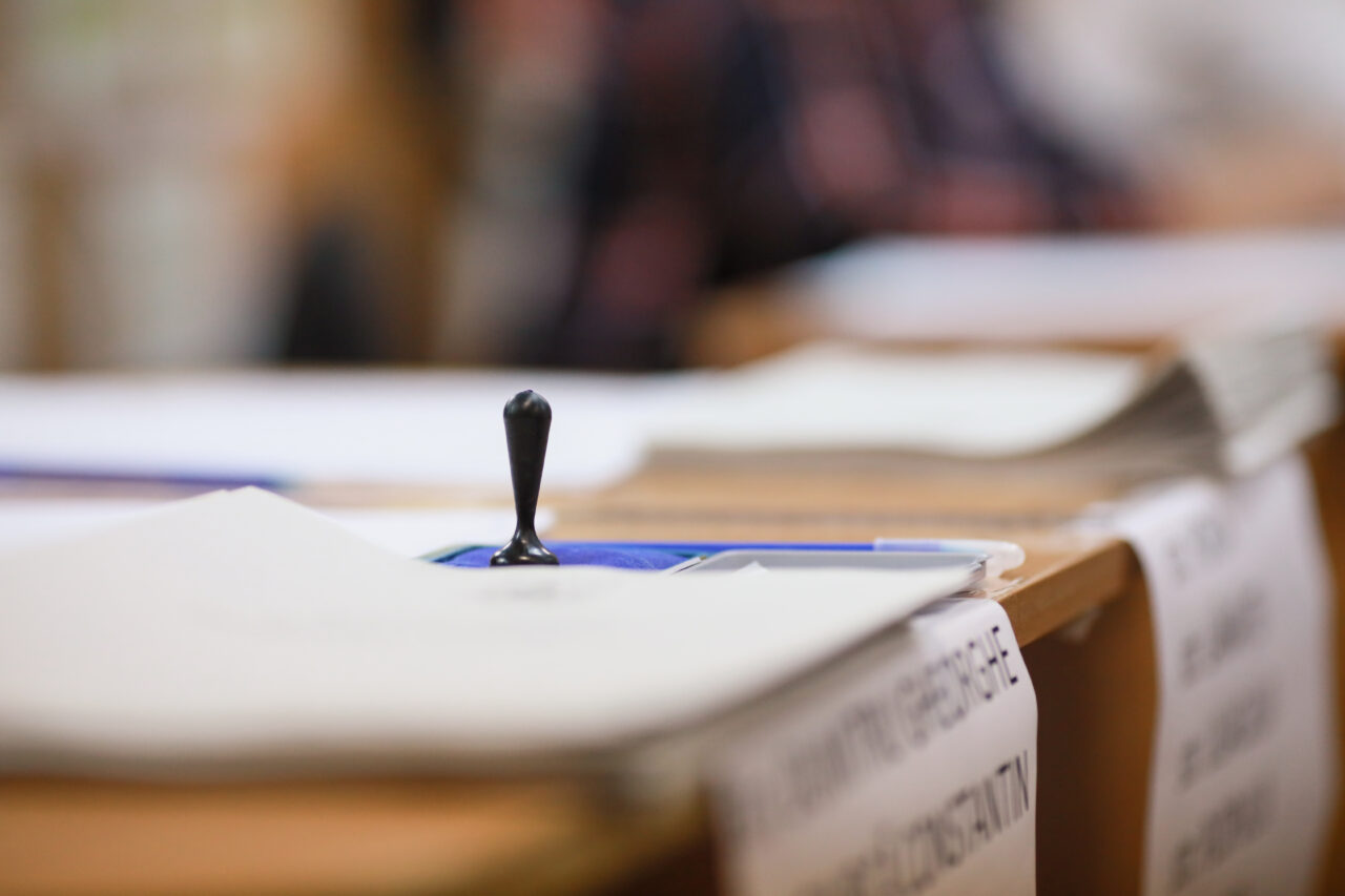 Alegeri parlamentare 2024 în județul Olt: candidați Senat și Camera ...