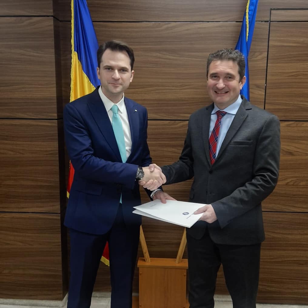 Contract de 280 milioane de lei pentru MODERNIZAREA rețelei de termoficare din Arad. Sebastian ...