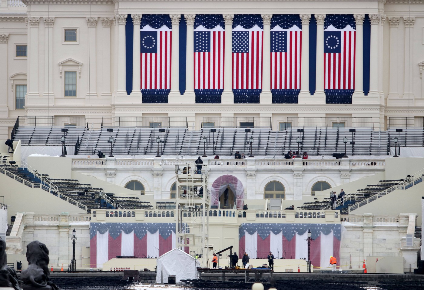 ÎNVESTIRE Donald Trump. Stare de alertă maximă la Washington: „Suntem ...