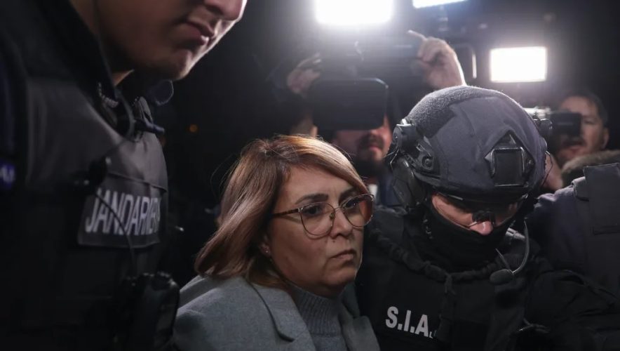 Laura Bîlcea (Crișan), acuzată că și-a ucis tatăl într-un atentat cu ...