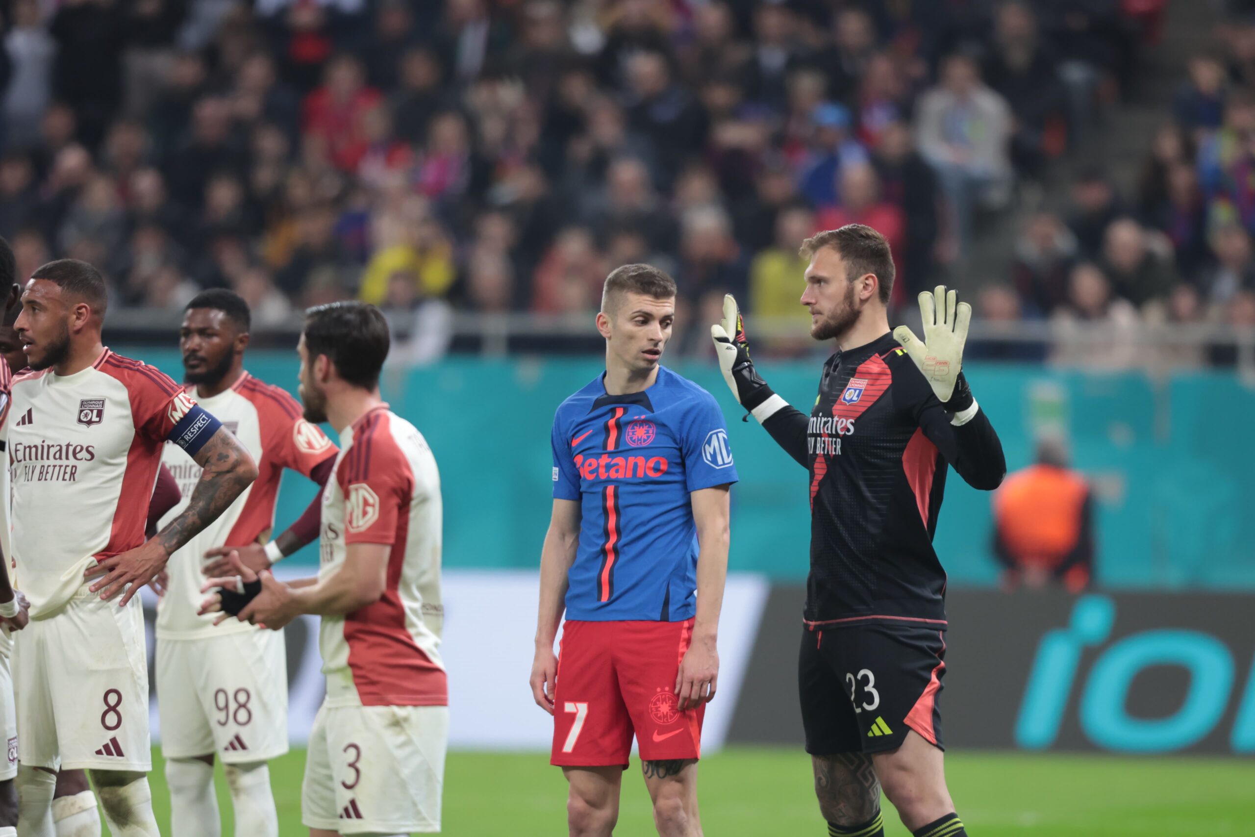 Toate detaliile despre Lyon - FCSB! Ce echipă va alinia trupa lui Elias ...