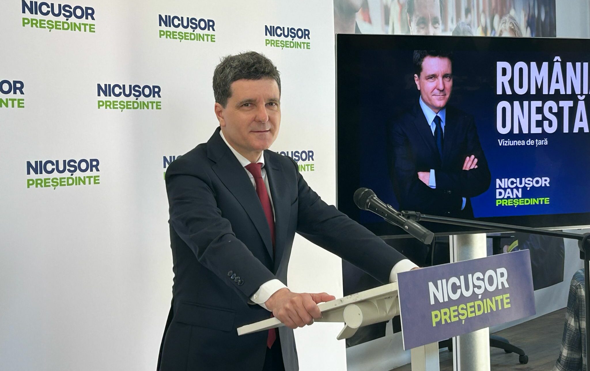 Portret de candidat| Nicușor Dan: Asta este viziunea mea- un stat care ...