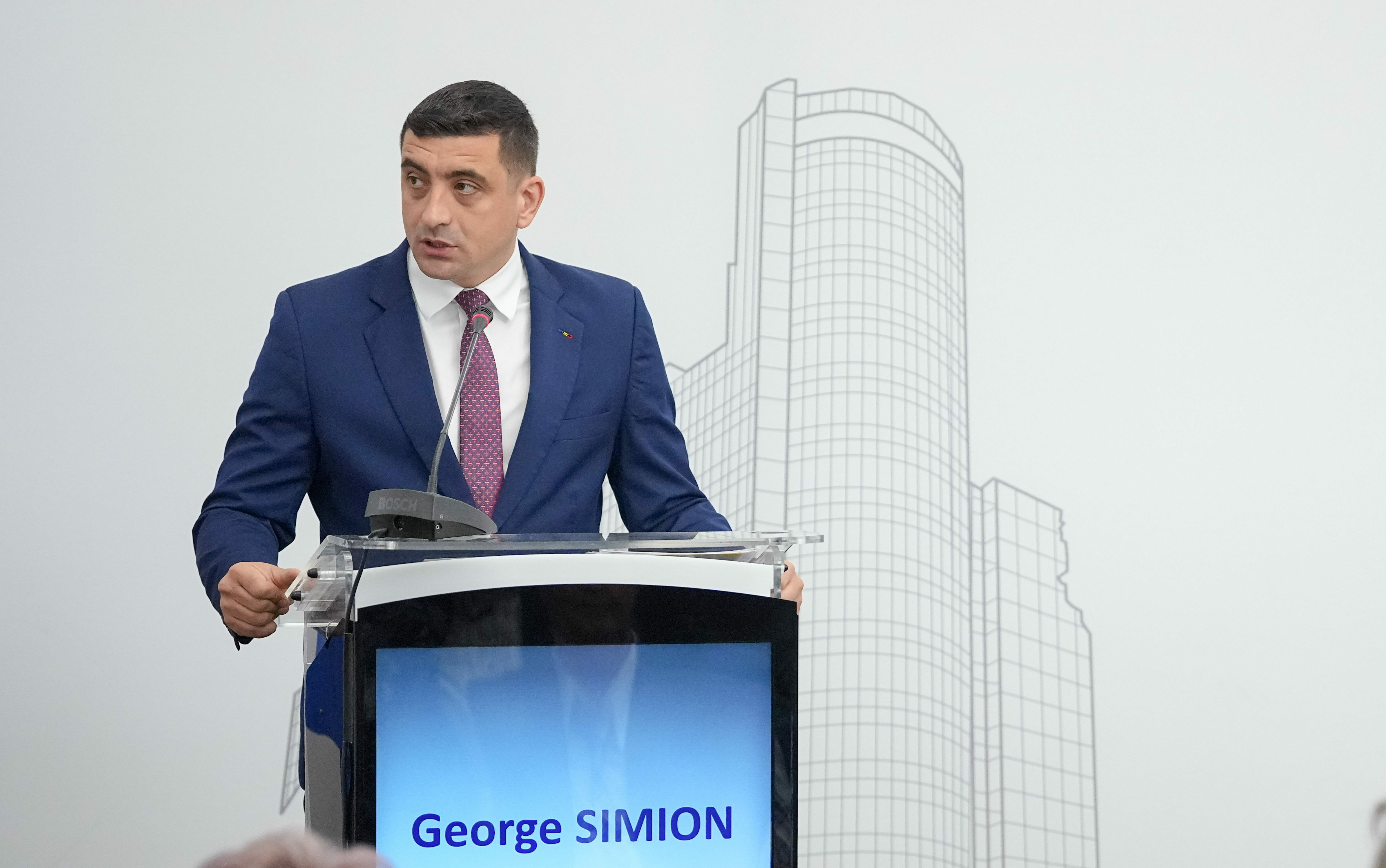 George Simion, față în față cu oamenii de afaceri, la CCIR / Nicușor ...