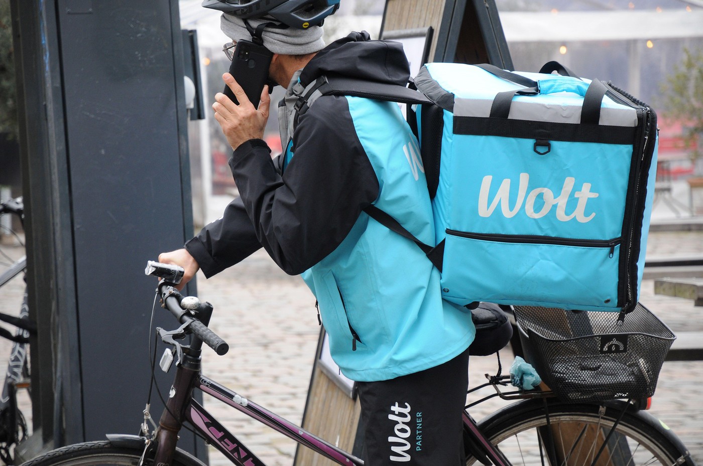 Wolt preia oficial Tazz. Livratorii în albastru deschis înlocuiesc ...