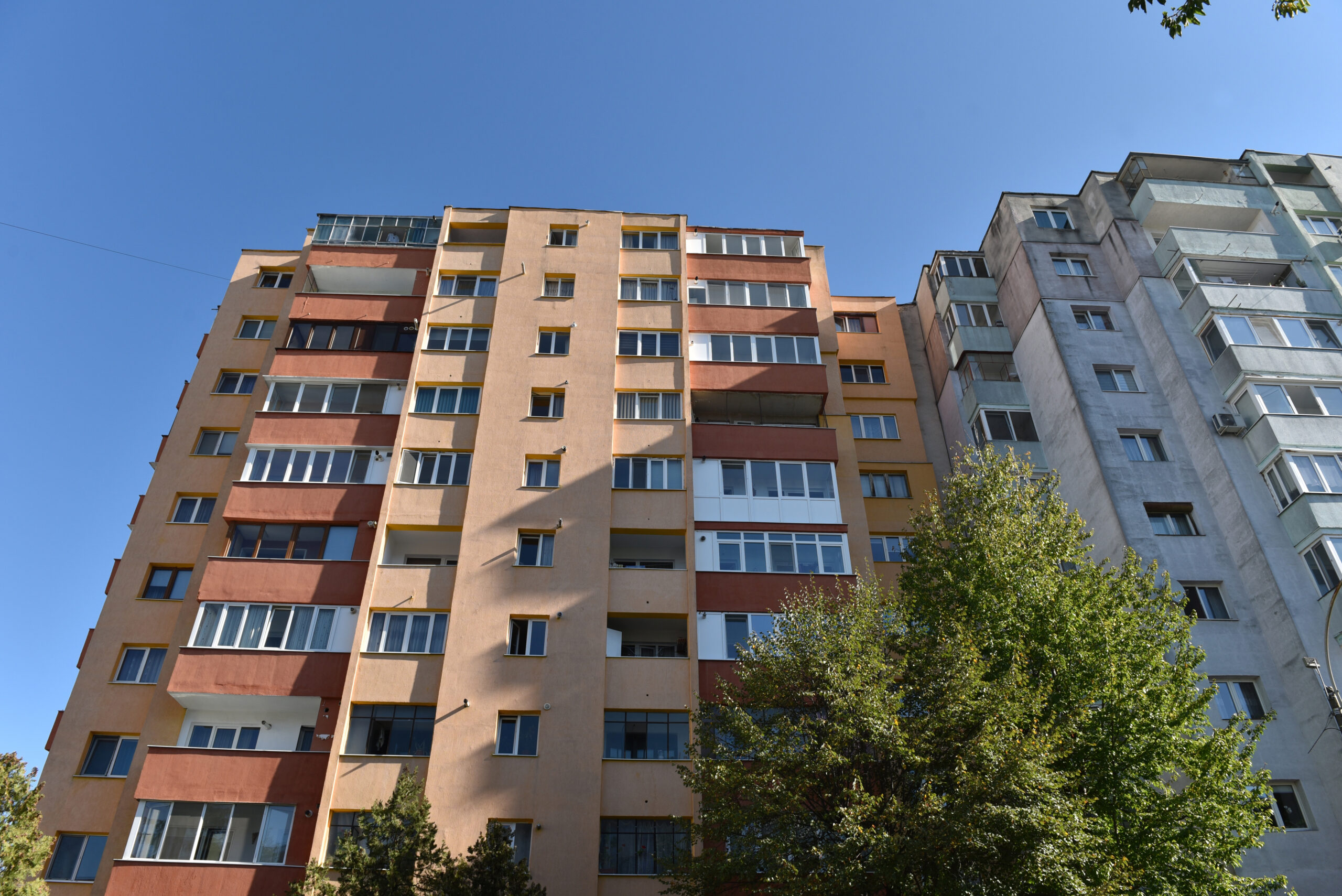 Proprietarii de garsoniere sau apartamente trebuie să plătească această ...