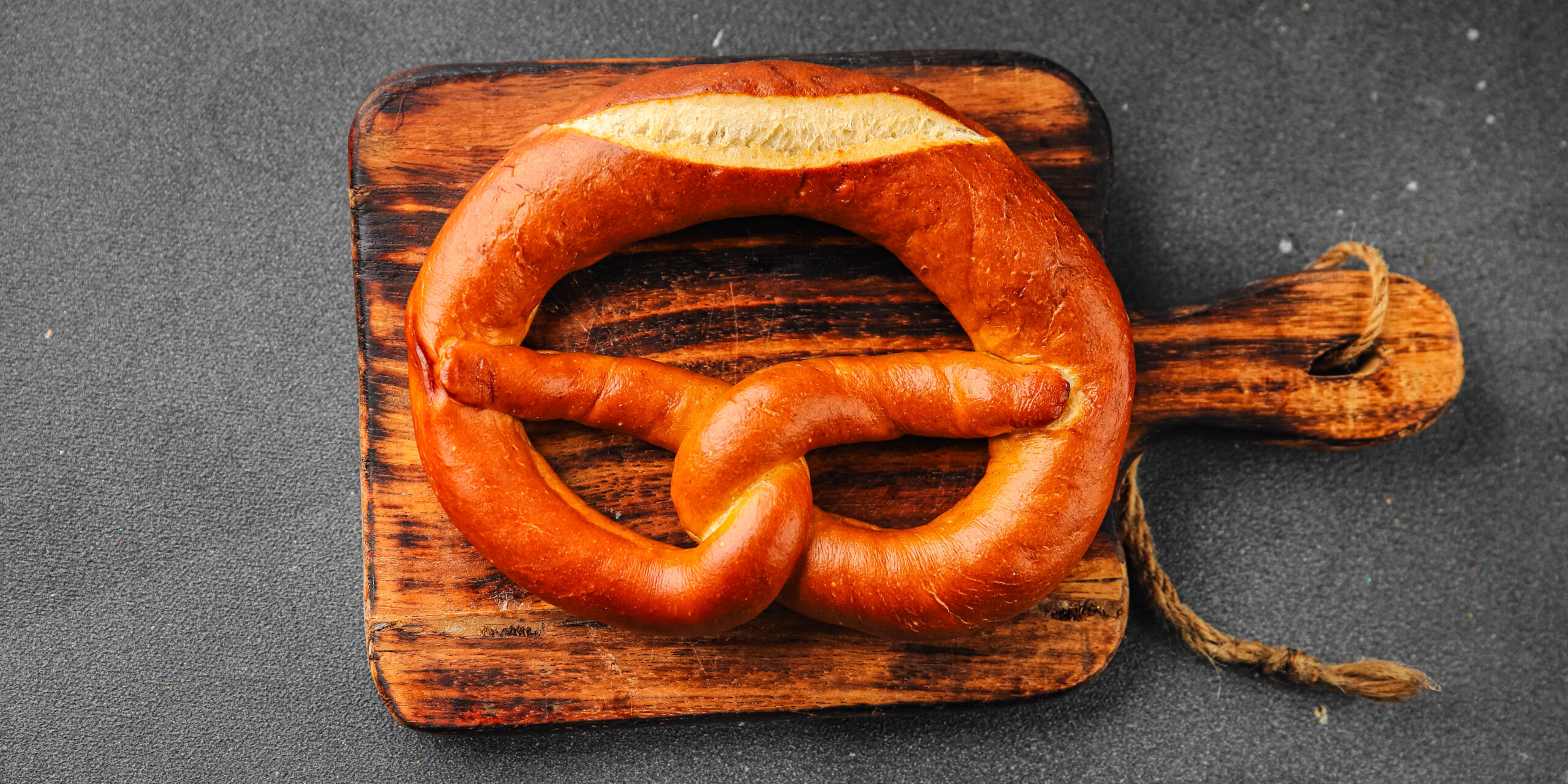 Covrigul, exponentul perfect al creșterilor de preț. Cât de mult s-a ...