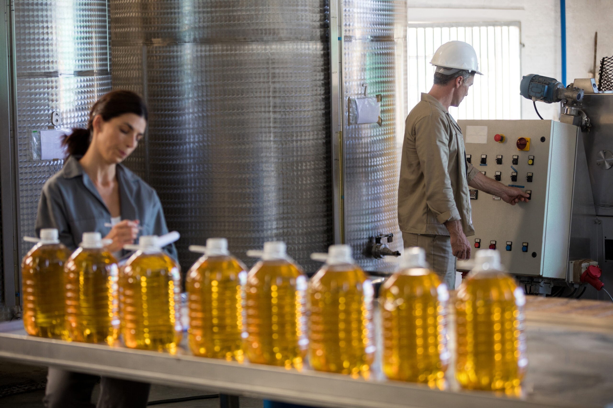 Compania Argus Constanța, cumpărată de un gigant în producția de ulei ...