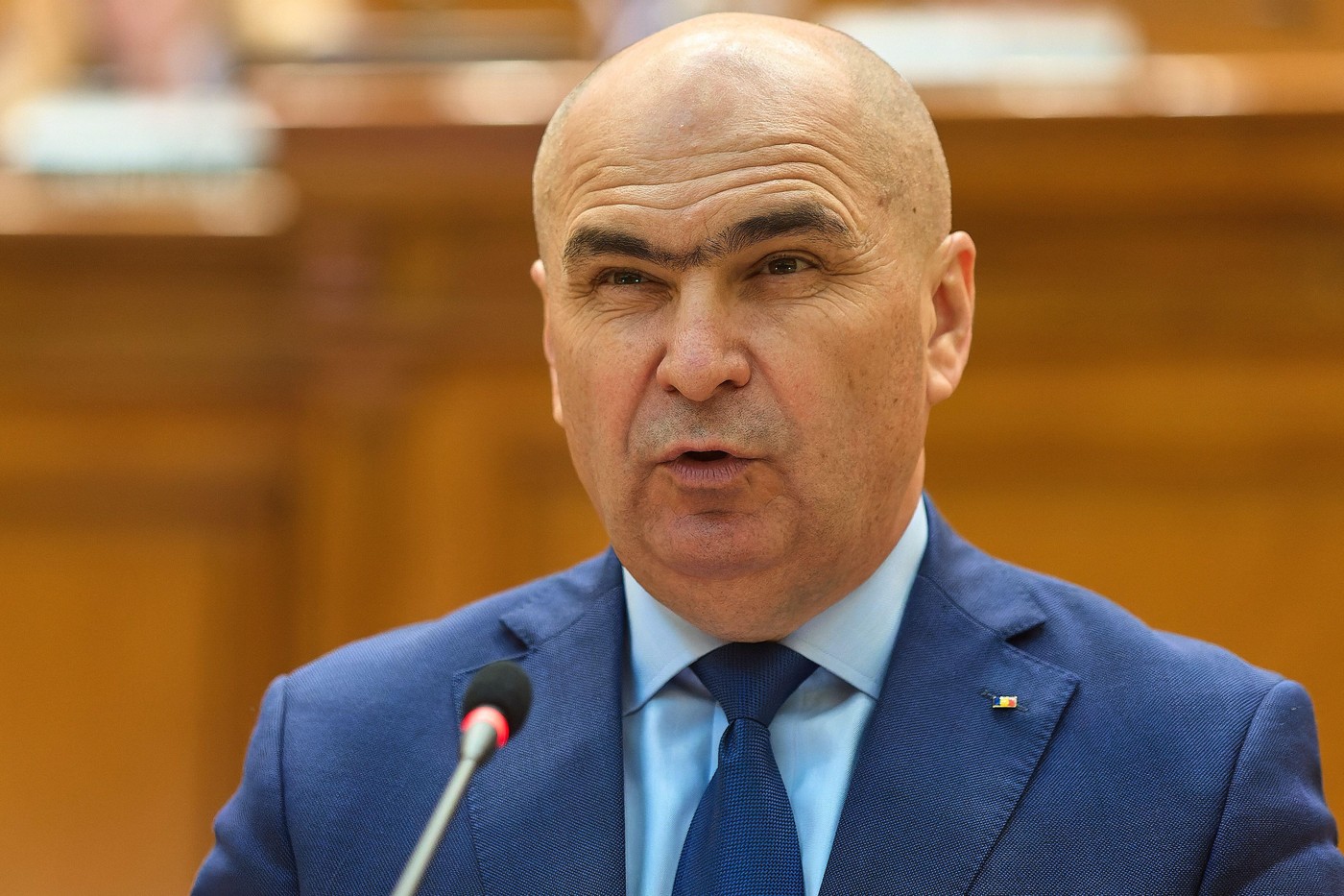 Bolojan, sfidare totală la adresa categoriilor speciale, obligate la ...