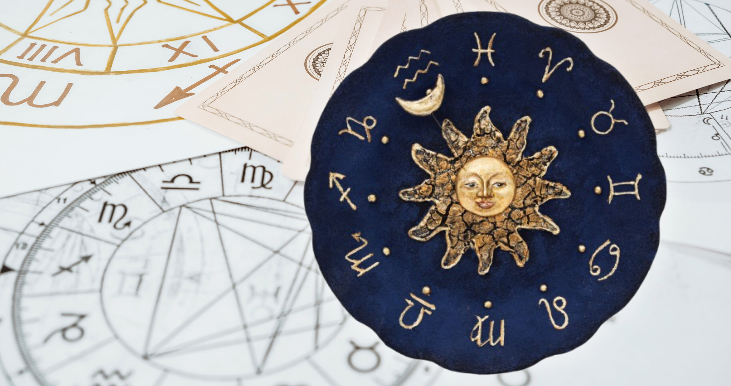 Trei zodii primesc protecție divină. Schimbări pe borna destinului după eclipsa de Soare din 21 ...