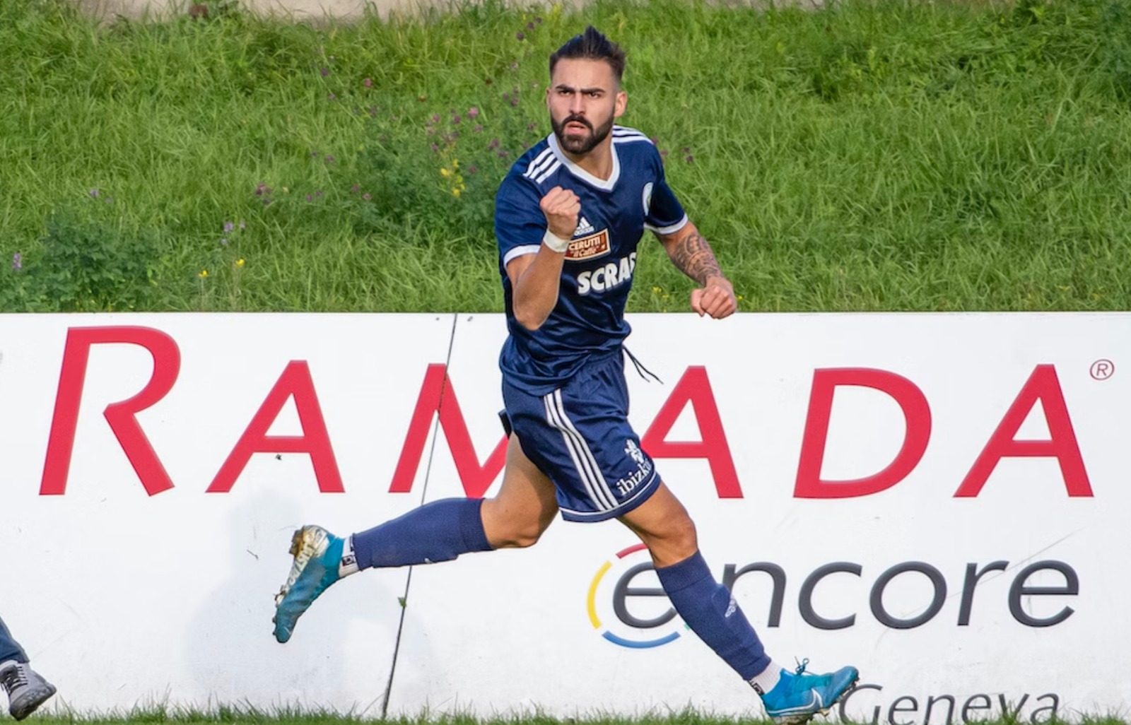 VIDEO | Totul pe cartea atacului! Petrolul nu se predă și aduce un ...