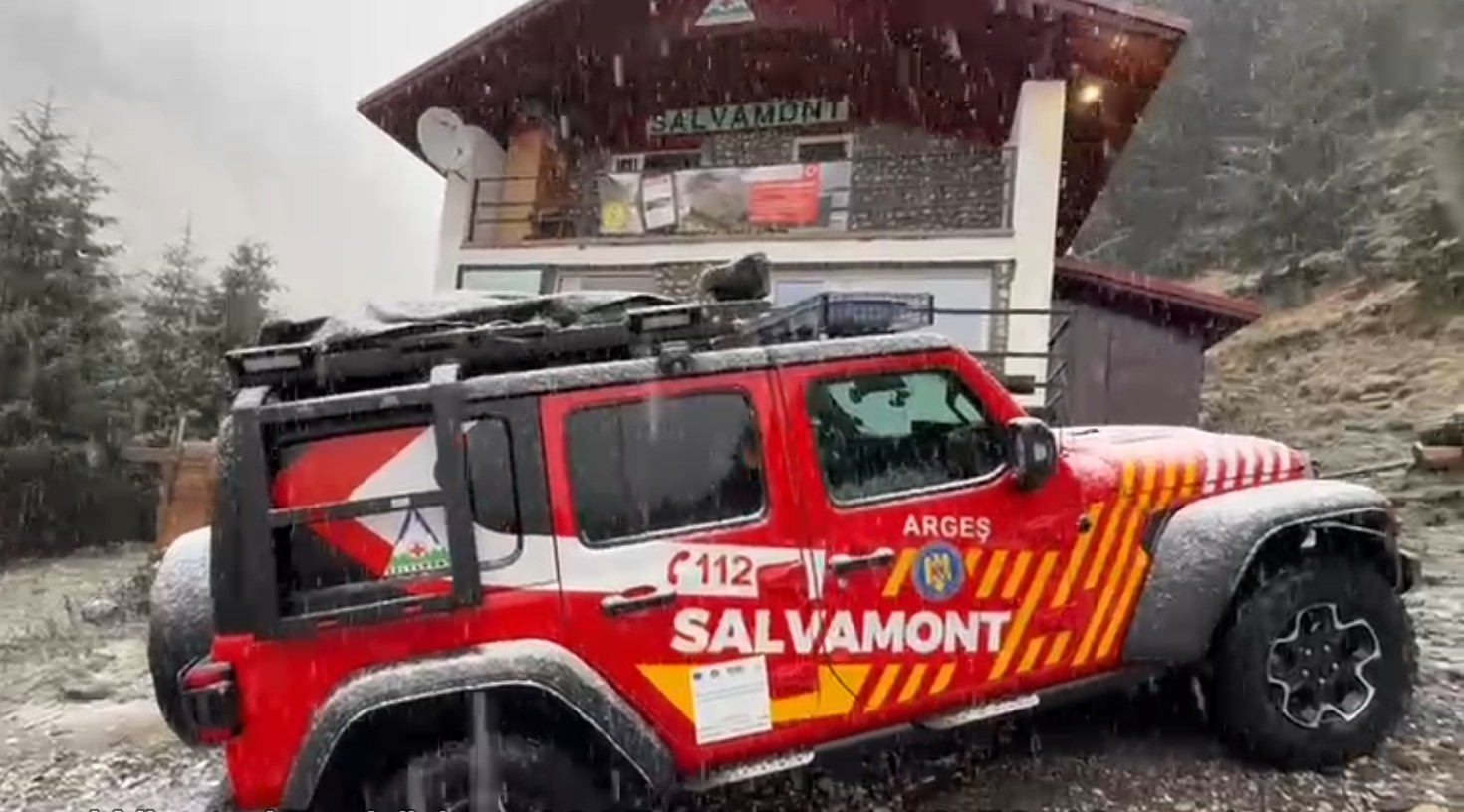 Ninge cu fulgi mari pe Transfăgărăşan