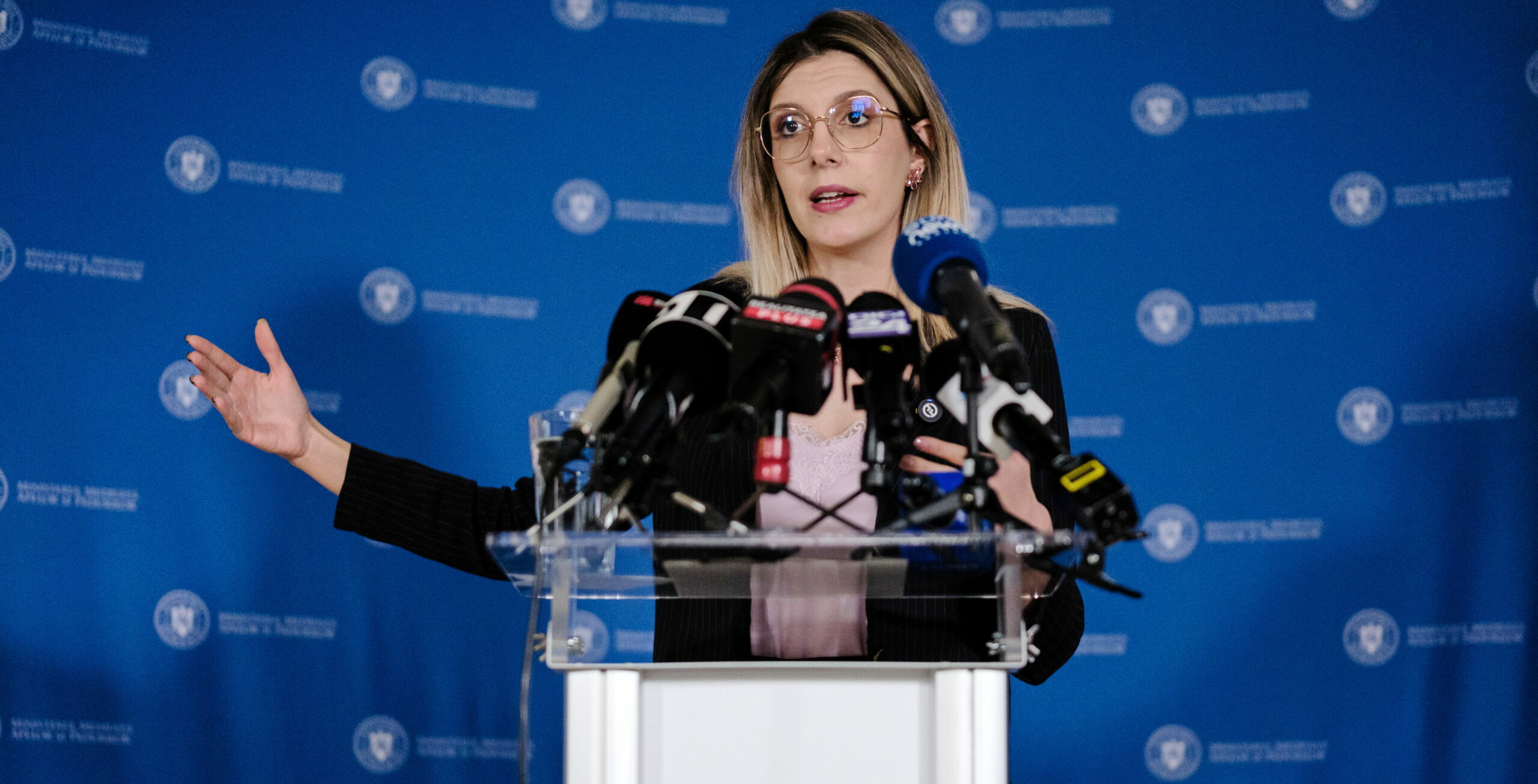Diana Buzoianu: „Pentru decizii importante mă consult cu mama și tata”