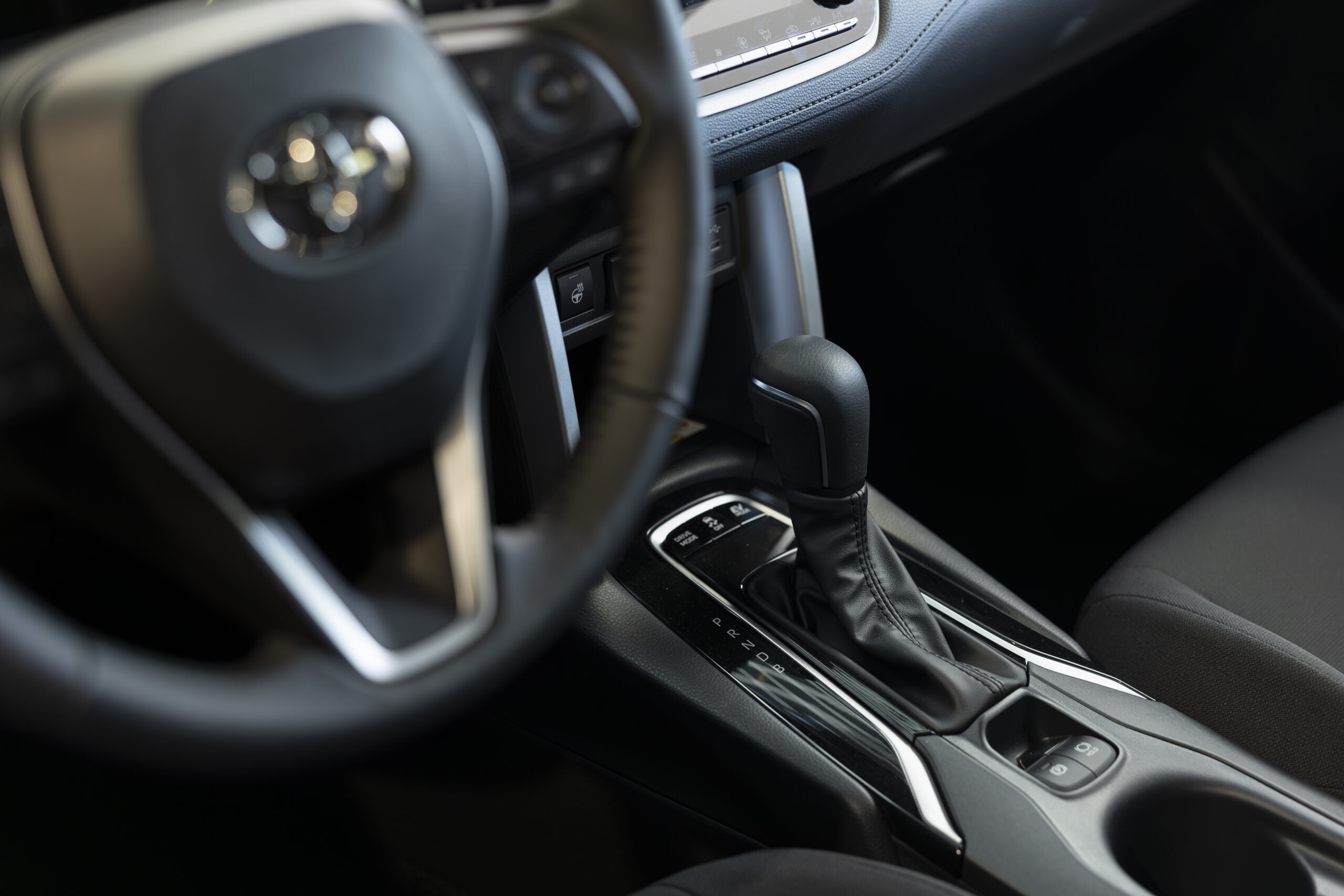 Toyota recheamă în service peste 43.000 de vehicule. Care este modelul ...